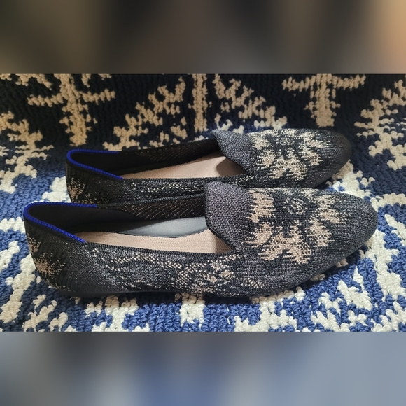 Rothy's | Shoes | Like New Rothys The Almond Loafer In Obsidian Rare ...